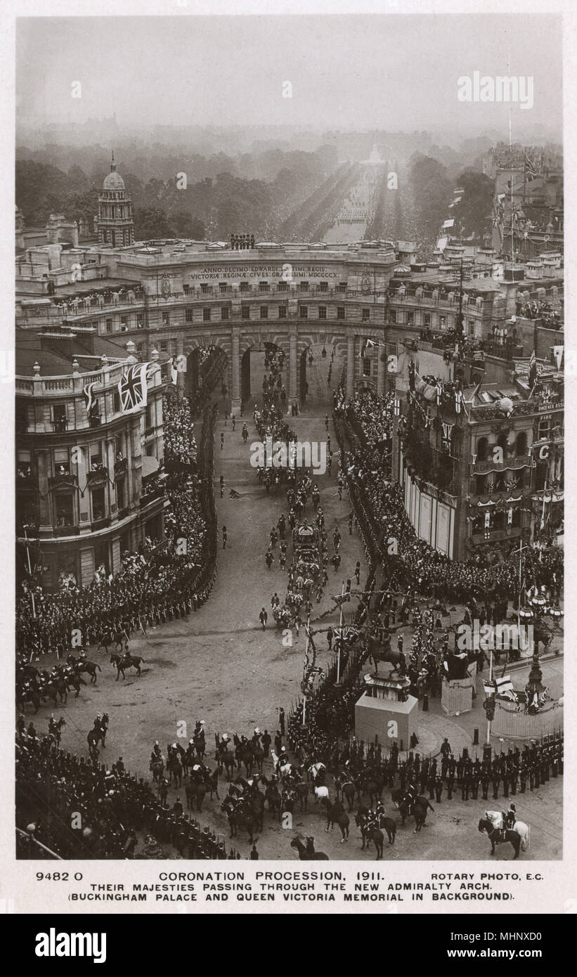 Coronation Procession, Admiralty Arch, London Stock Photo - Alamy