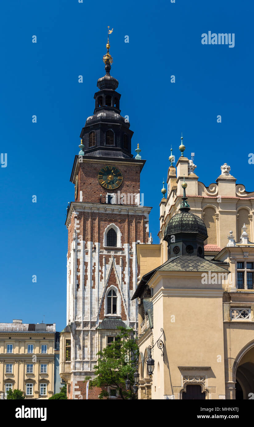 Krakow cloth hall exterior hi-res stock photography and images - Alamy