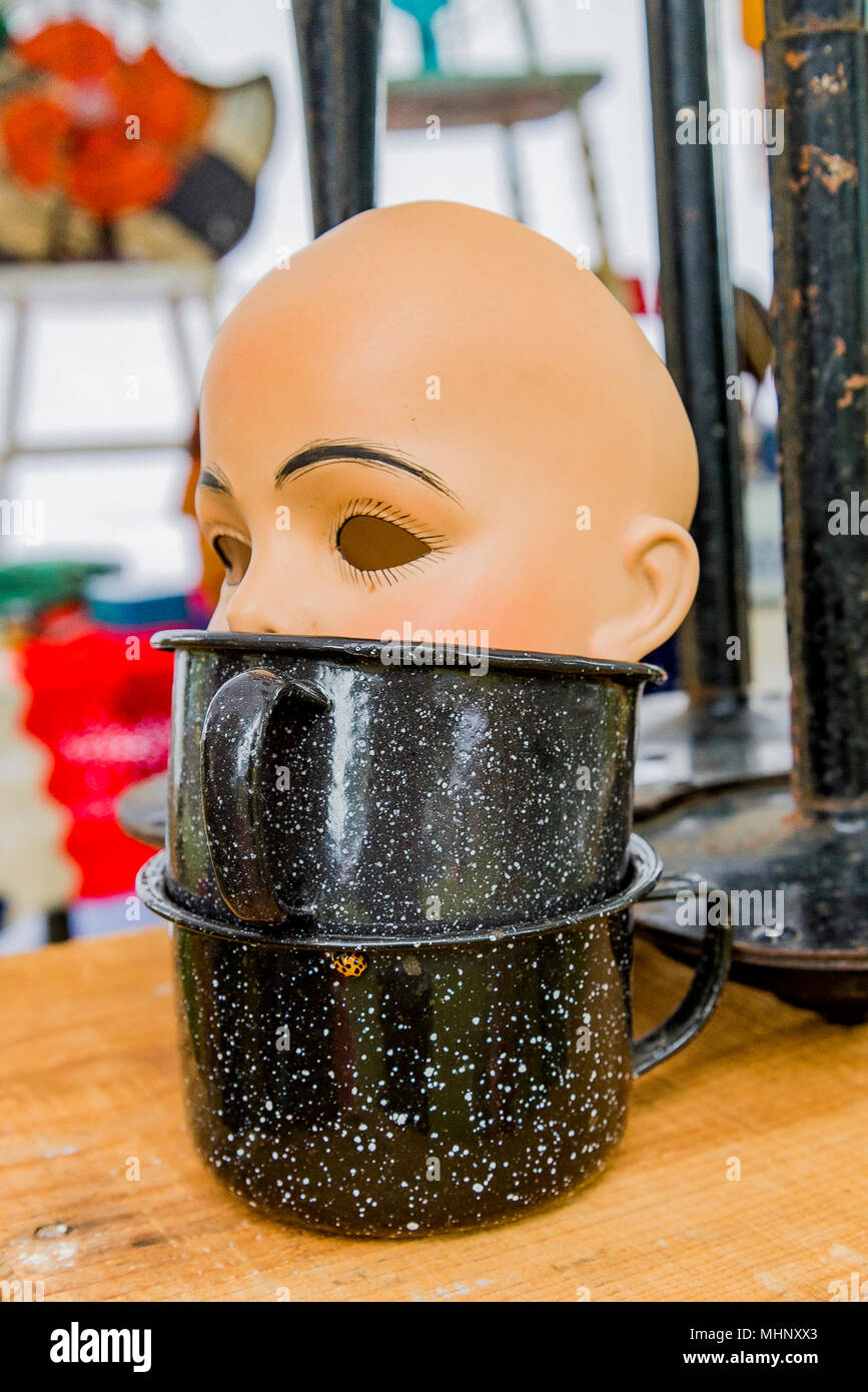 Plastic head hi-res stock photography and images - Alamy