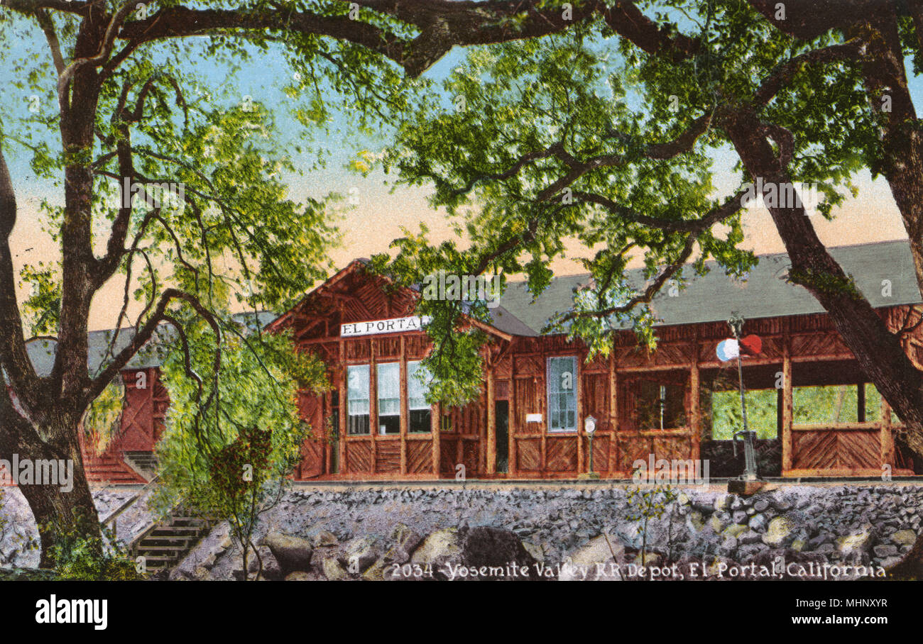 Log railroad hi-res stock photography and images - Alamy