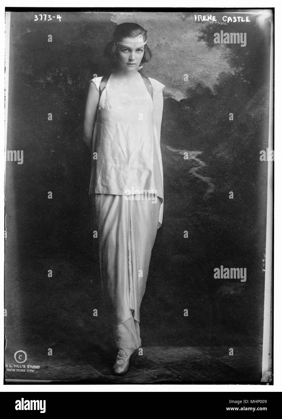 Ballroom dancer Irene Castle Stock Photo - Alamy