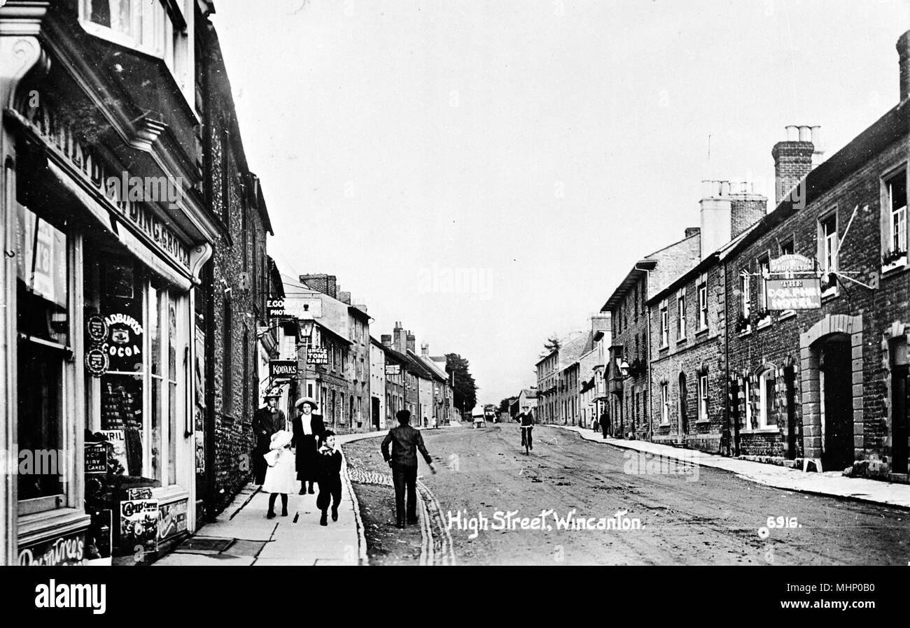 High street shops uk Black and White Stock Photos & Images - Alamy