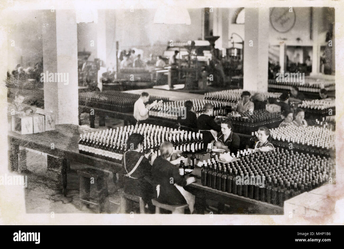 Working Men 1930s High Resolution Stock Photography and Images - Alamy