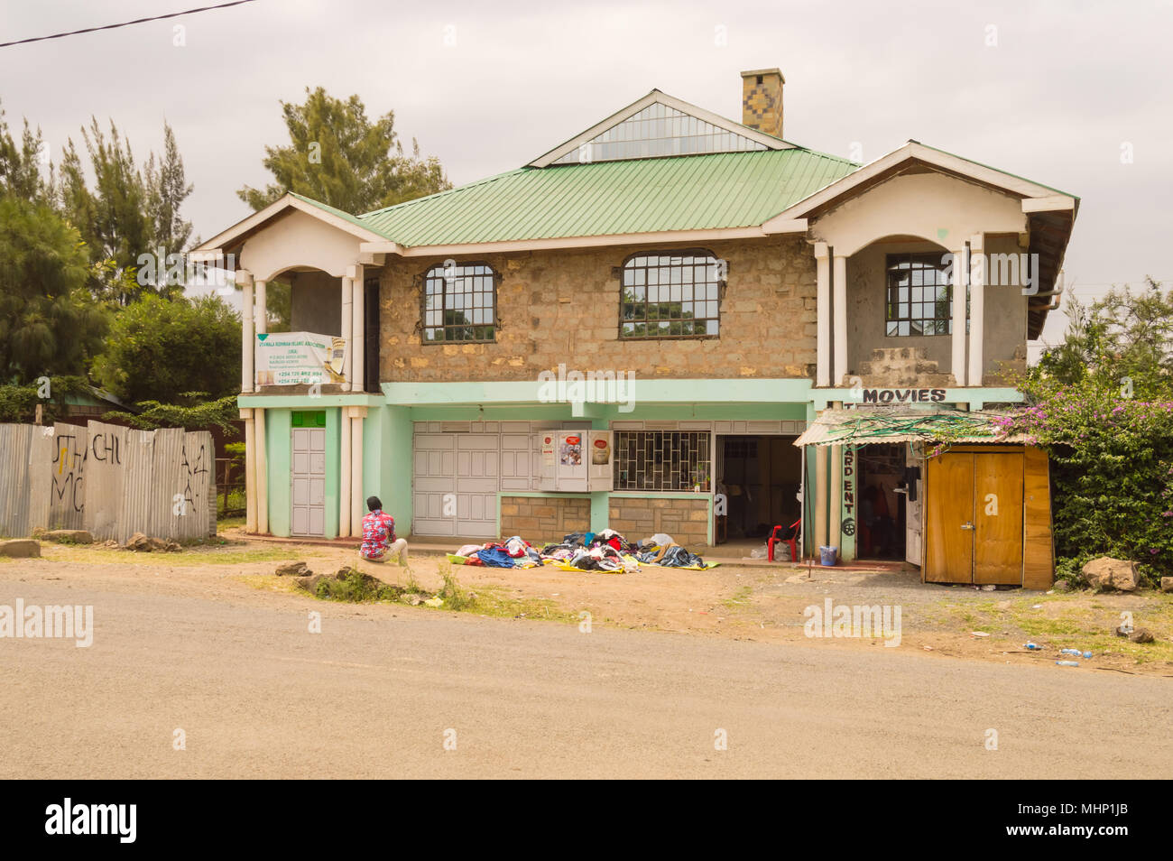Nairobi,Kenya,Afrique-10/01/2018.Kenyan architecture house with a small ...