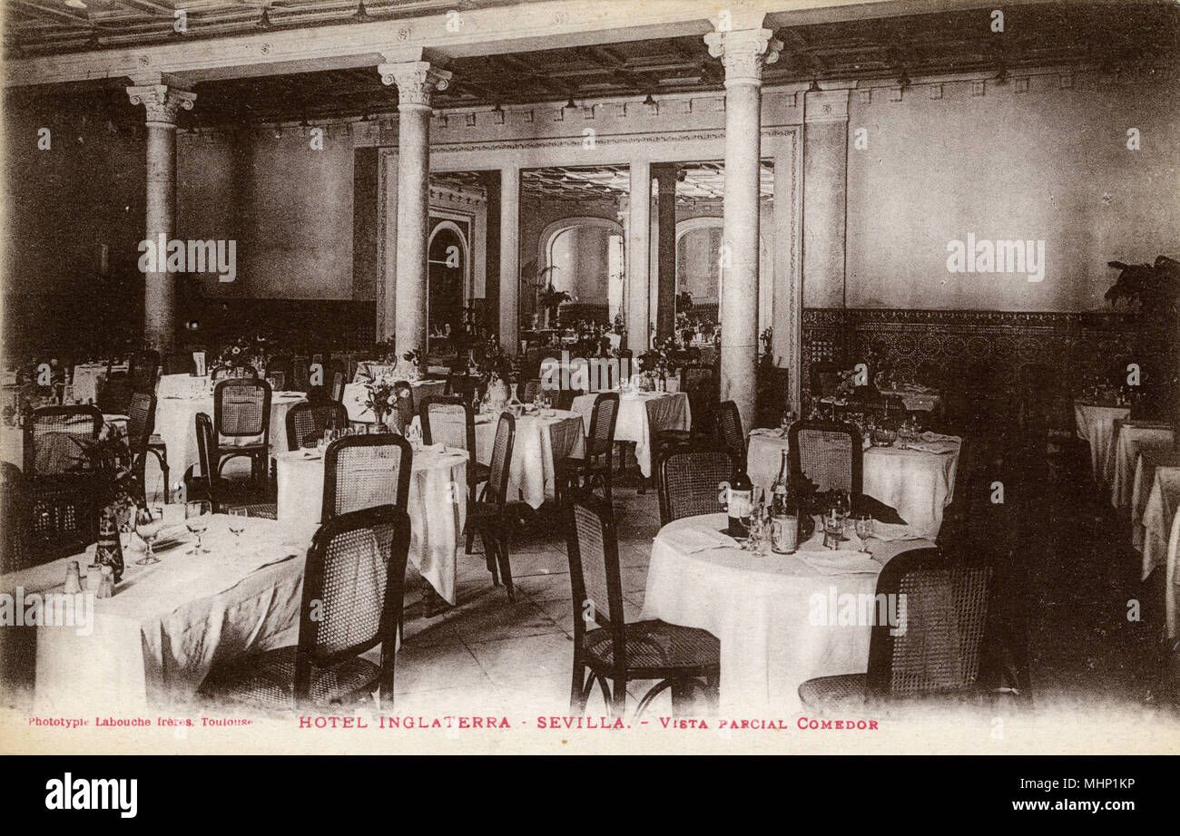 Historical Dining Room Tables High Resolution Stock Photography and ...