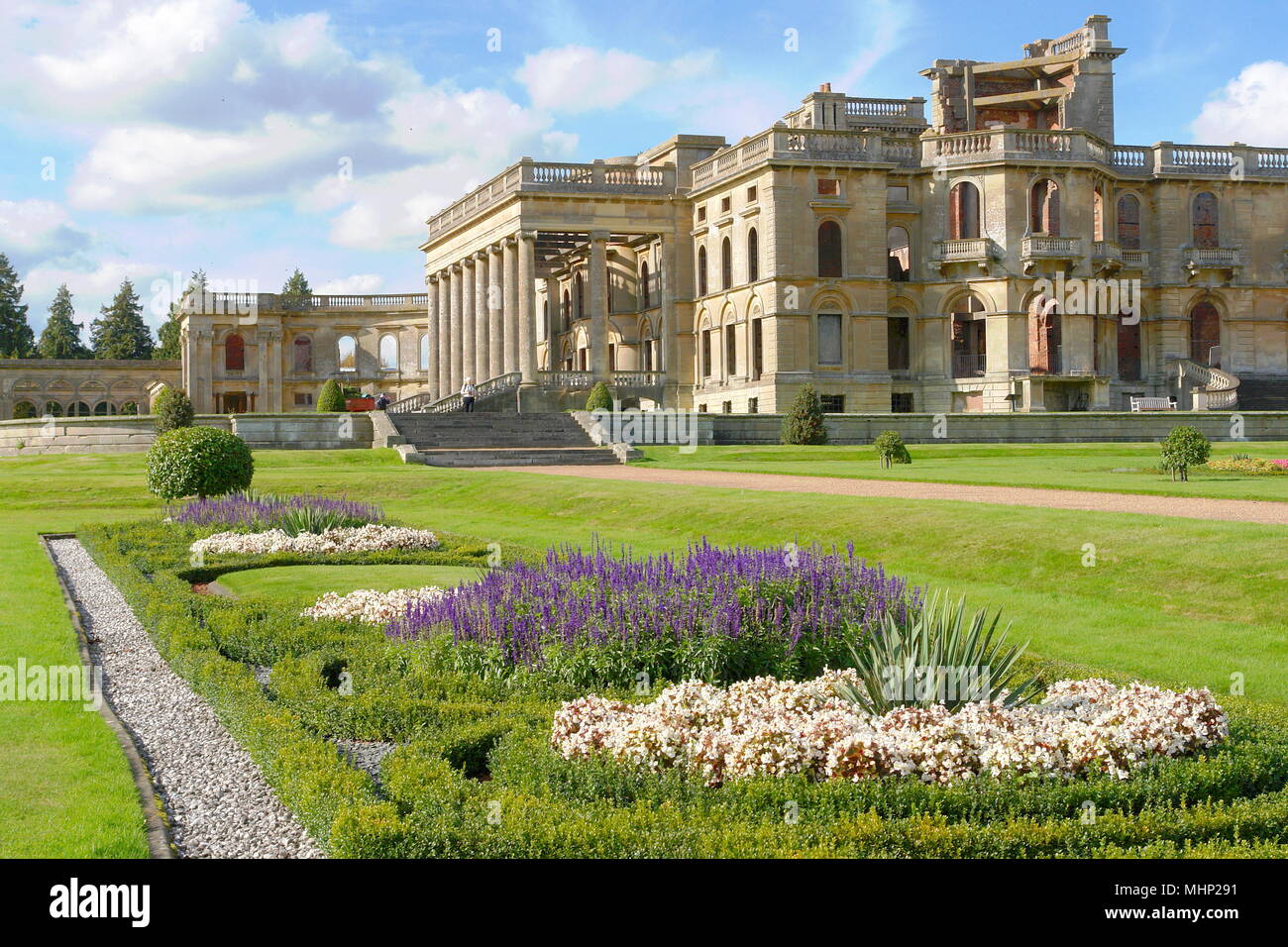 Witley court ruins hi-res stock photography and images - Alamy