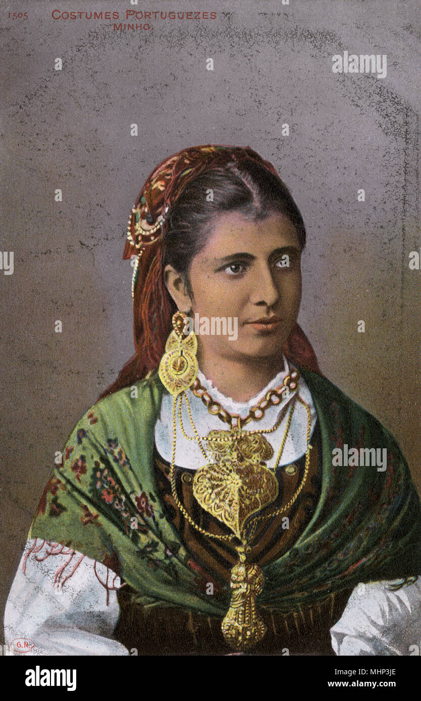 Minho costume hi-res stock photography and images - Alamy