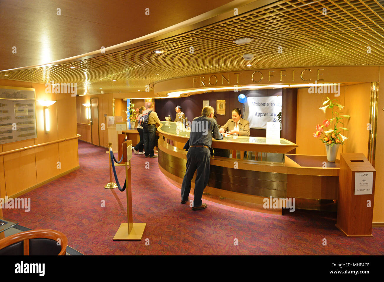 Cruise ship interior inside hi-res stock photography and images - Alamy