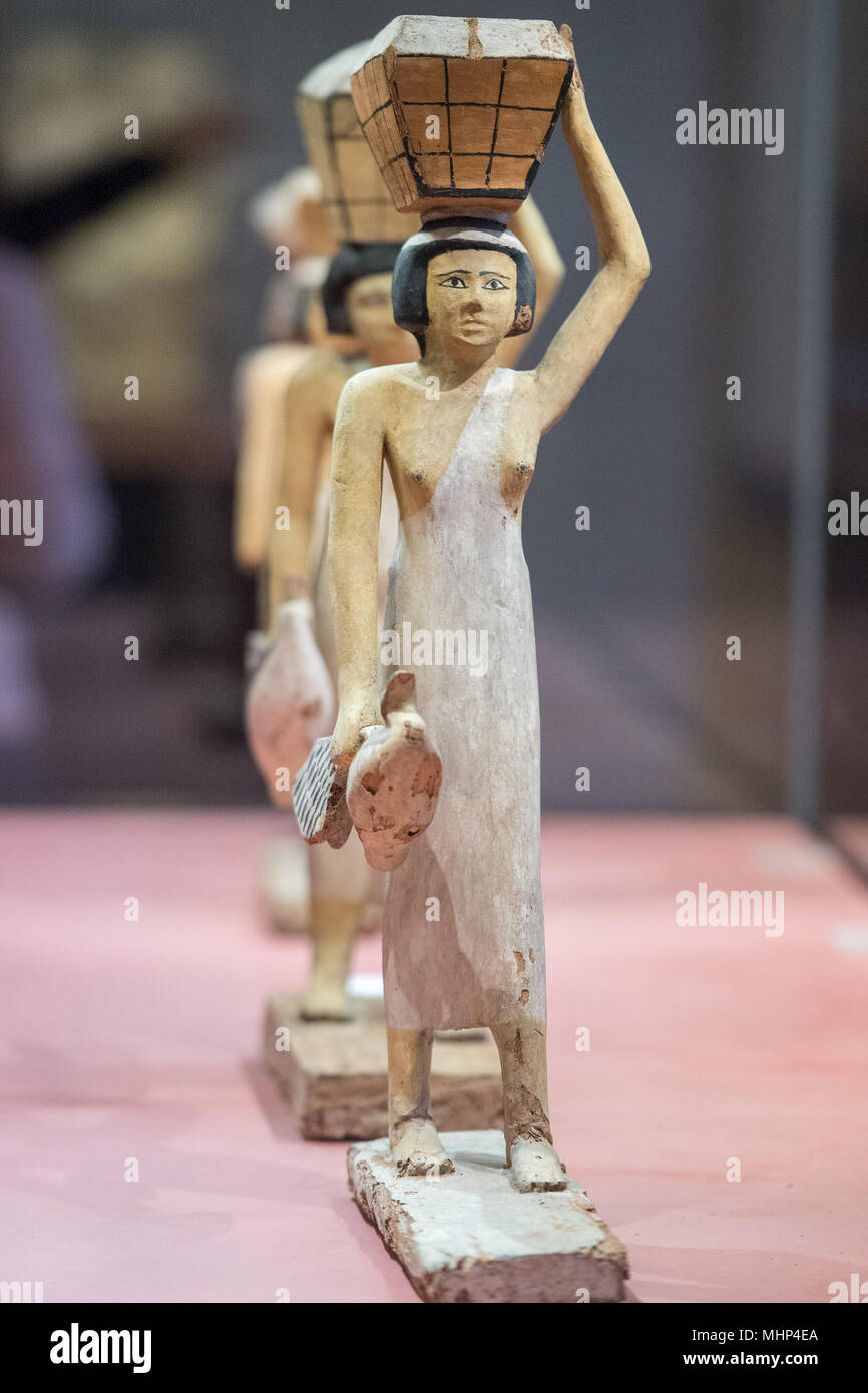 beautiful art statuette form ancient egypt Stock Photo - Alamy