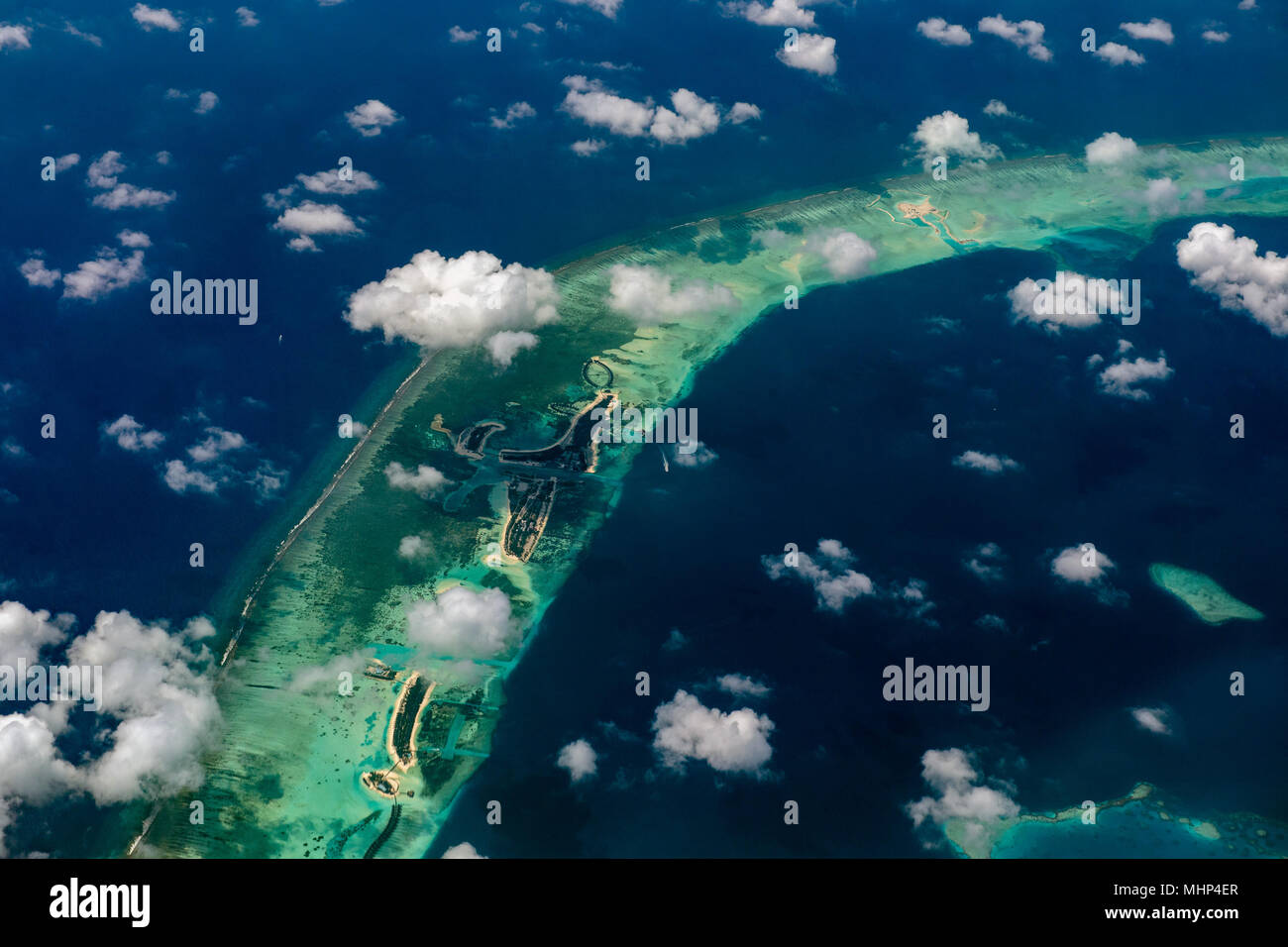 maldives atoll aerial panorama blue water reef Stock Photo - Alamy