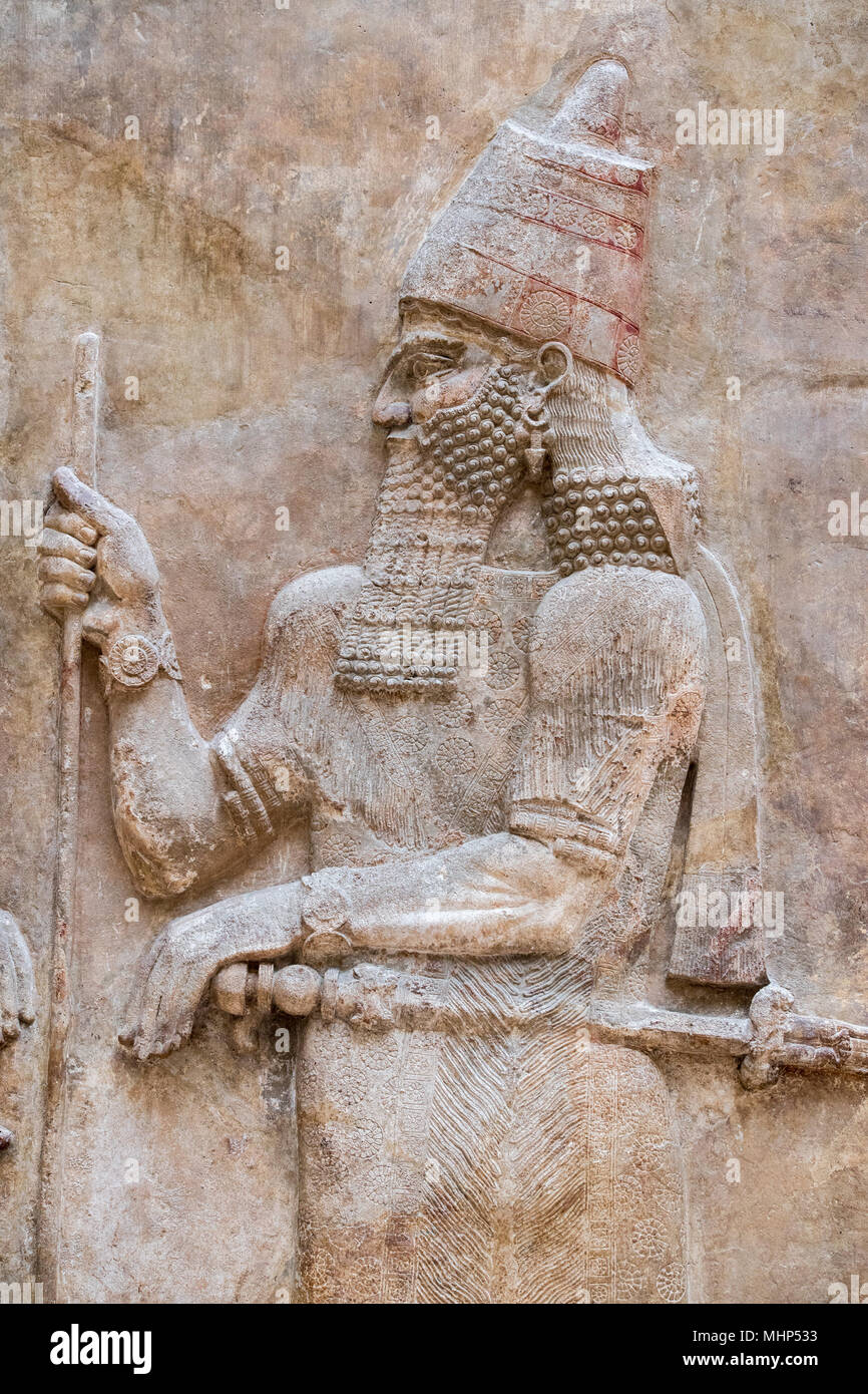 Ancient Babylonia and Assyria sculpture painting from Mesopotamia Stock ...