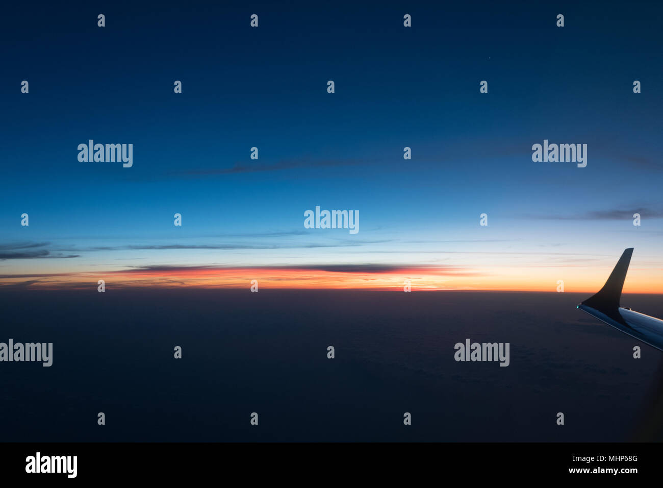 Airbus window hi-res stock photography and images - Alamy