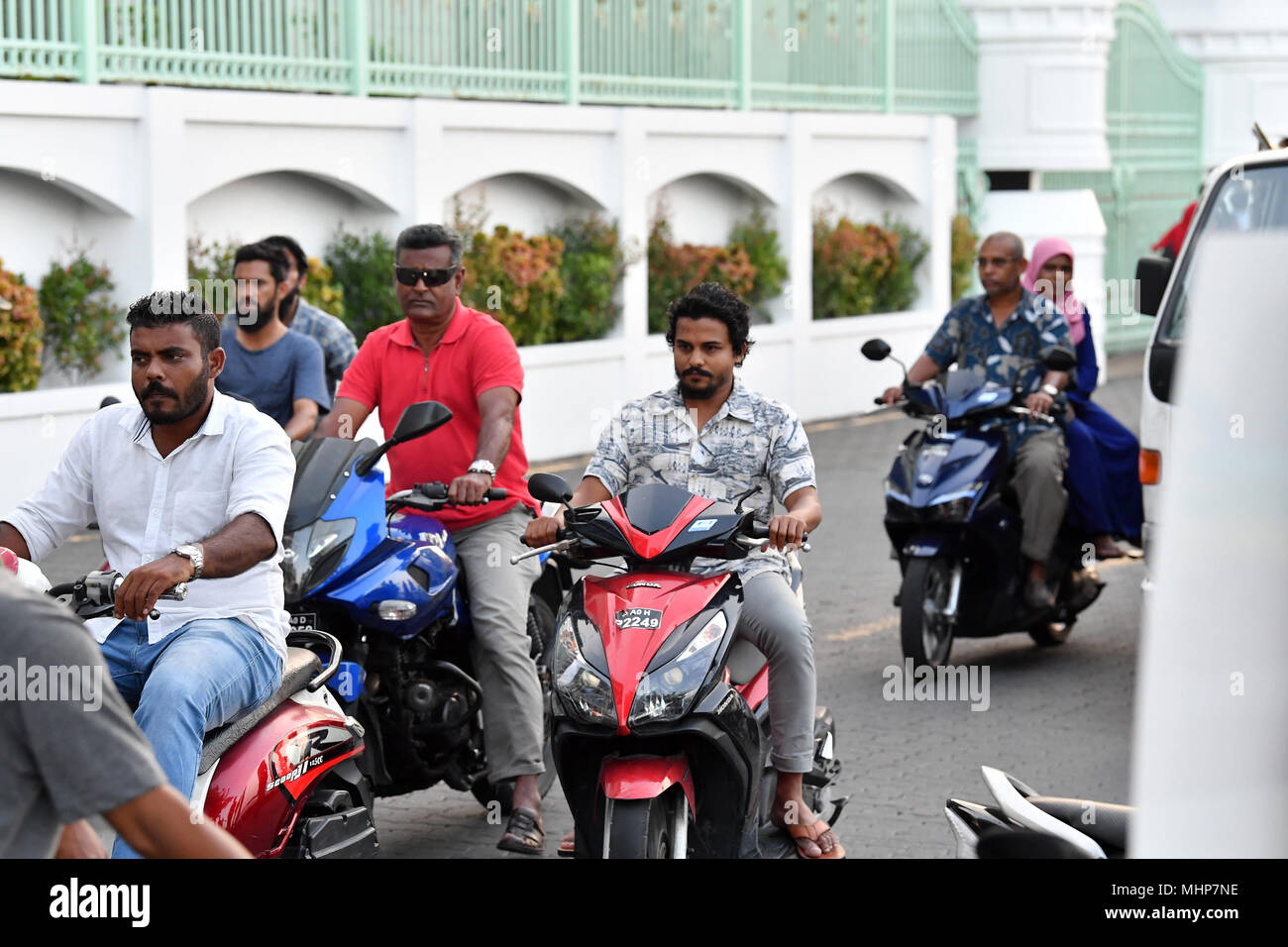 Street scene male maldives hi-res stock photography and images - Alamy