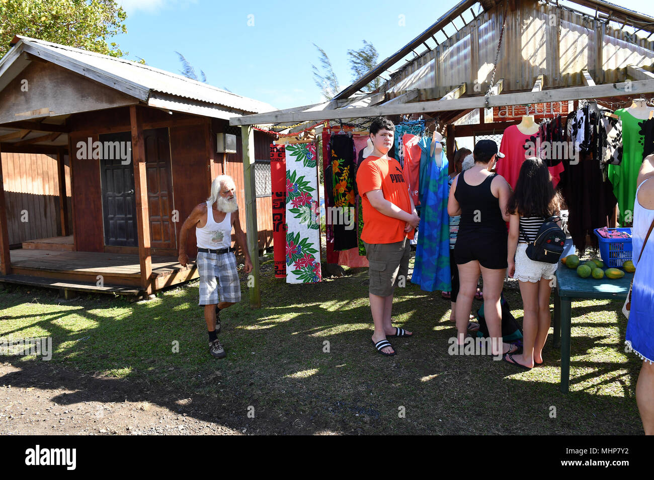RAROTONGA, COOK ISLANDS - AUGUST 19 2017 - Punanga Nui Cultural Market ...