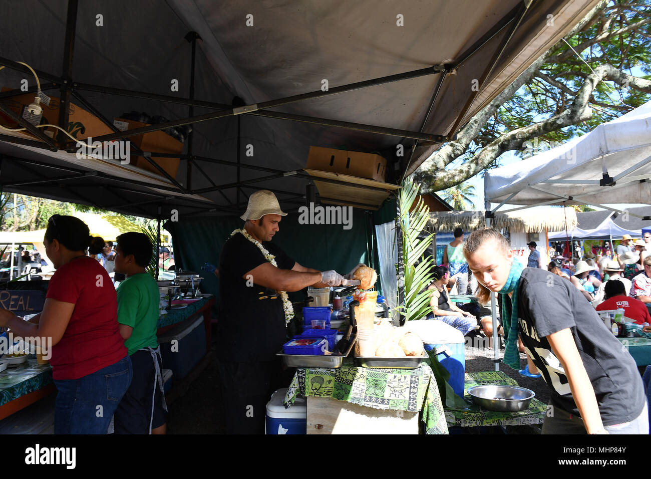 RAROTONGA, COOK ISLANDS - AUGUST 19 2017 - Punanga Nui Cultural Market ...