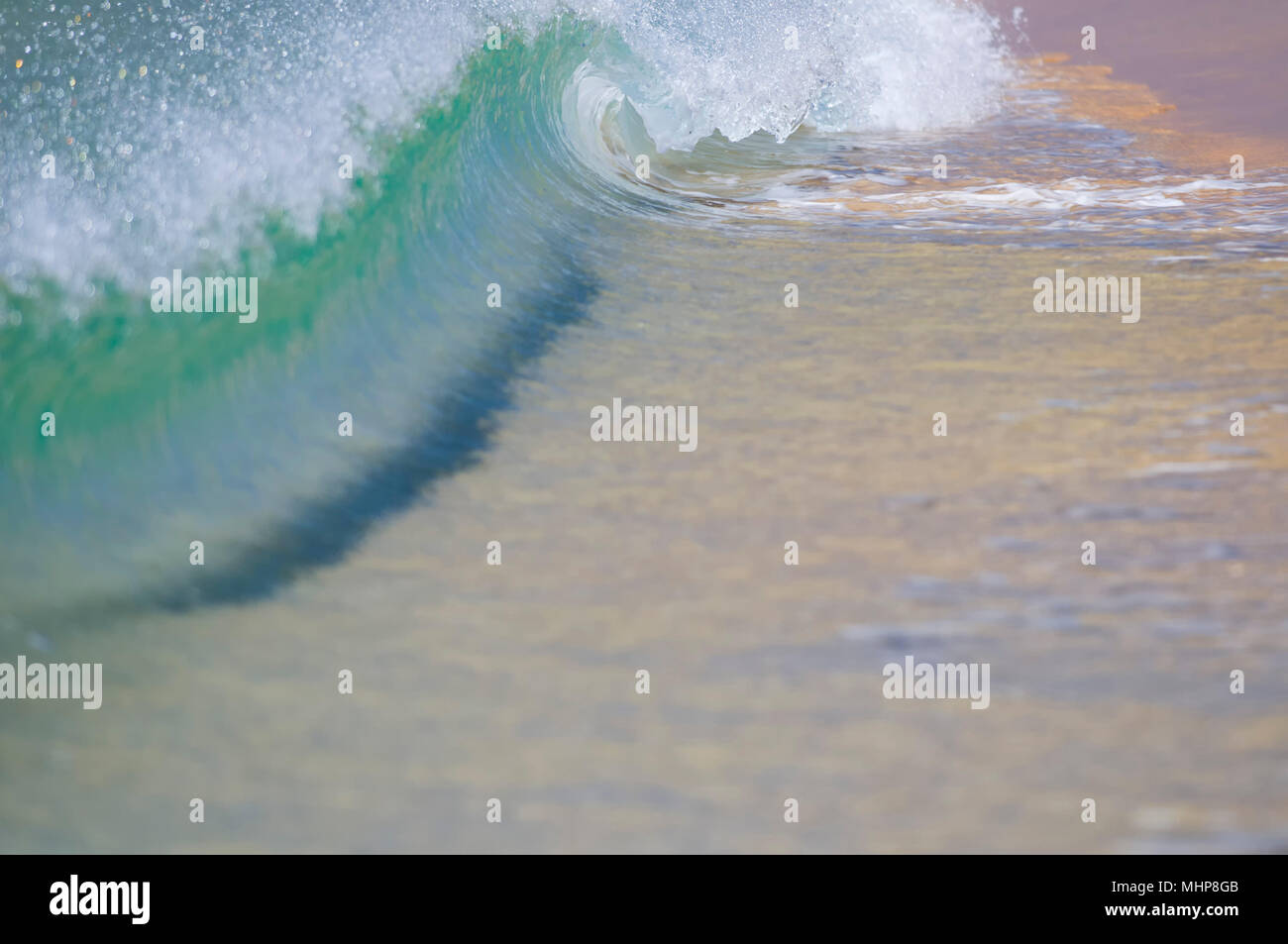 Wave smashing hi-res stock photography and images - Alamy