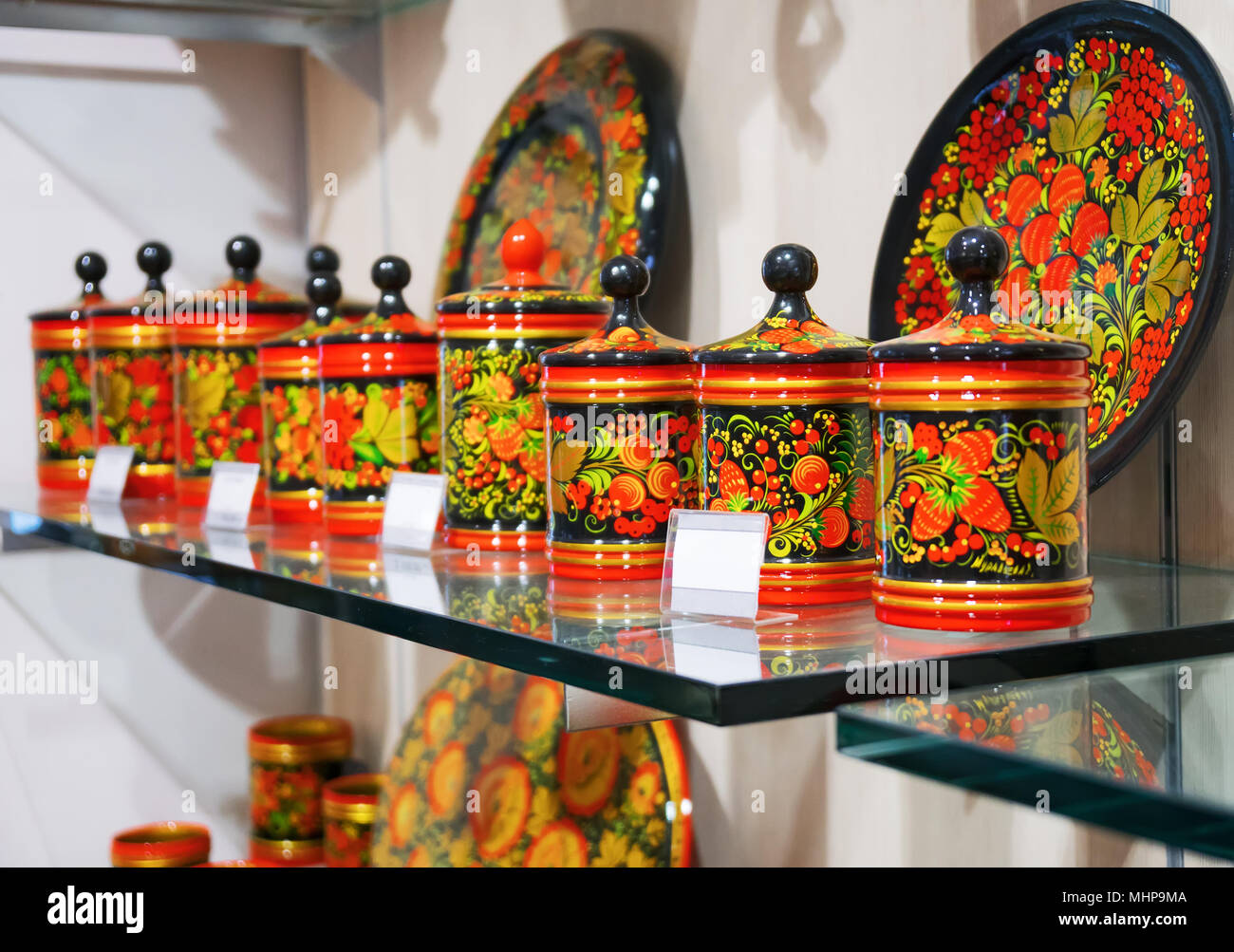 Khokhloma painting hi-res stock photography and images - Alamy