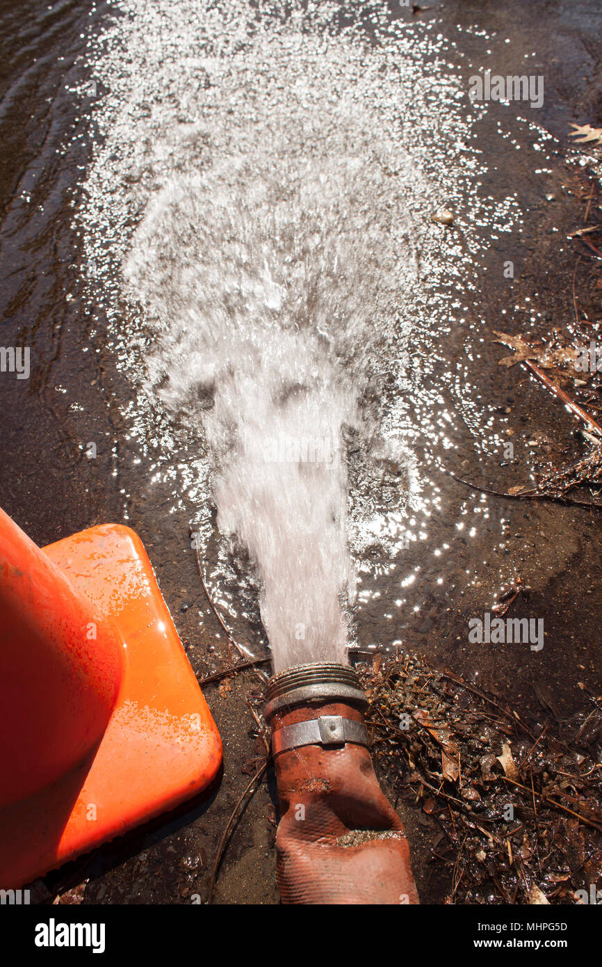 Open water hydrant hi-res stock photography and images - Alamy