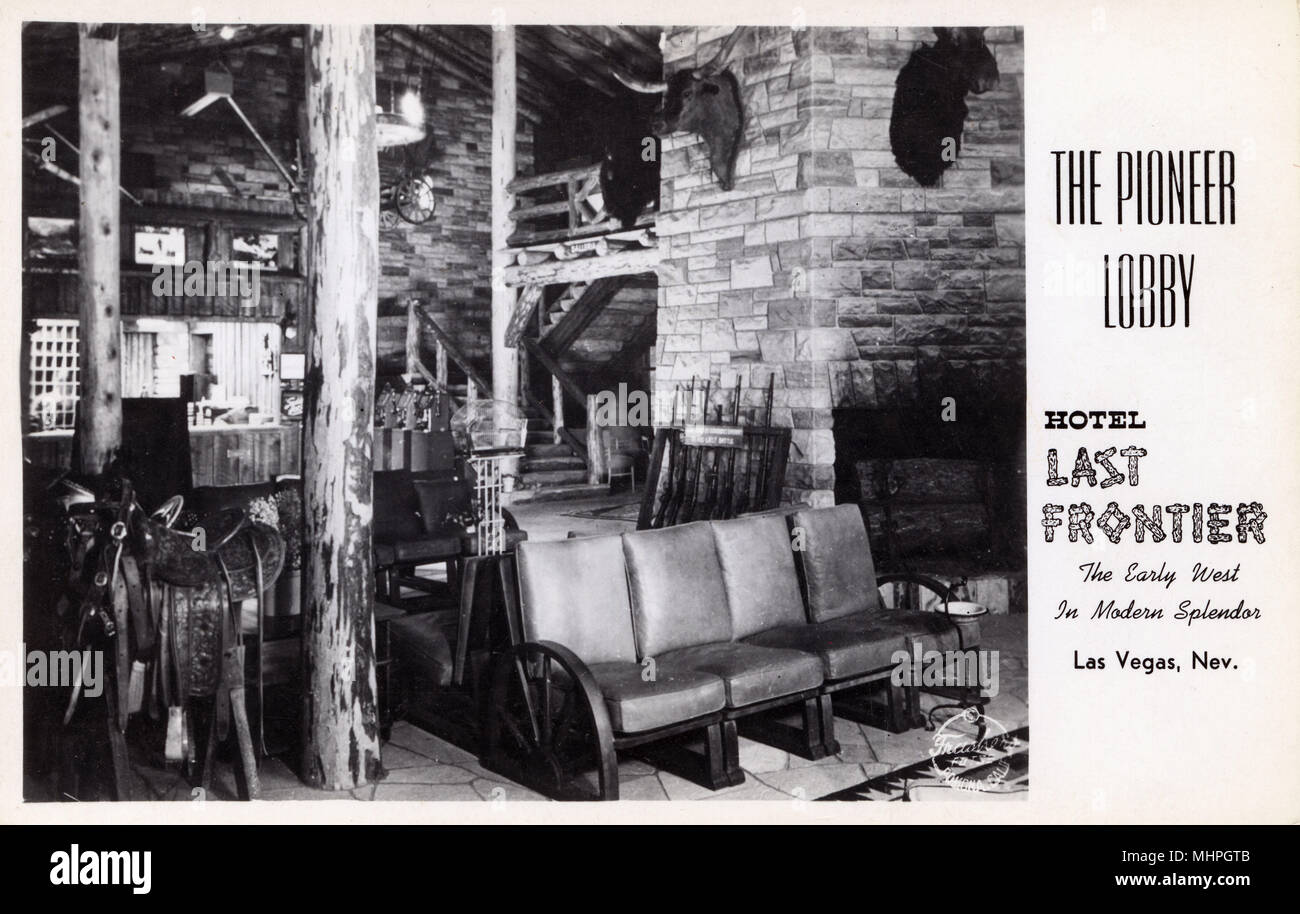 1940s hotel lobby hi-res stock photography and images - Alamy