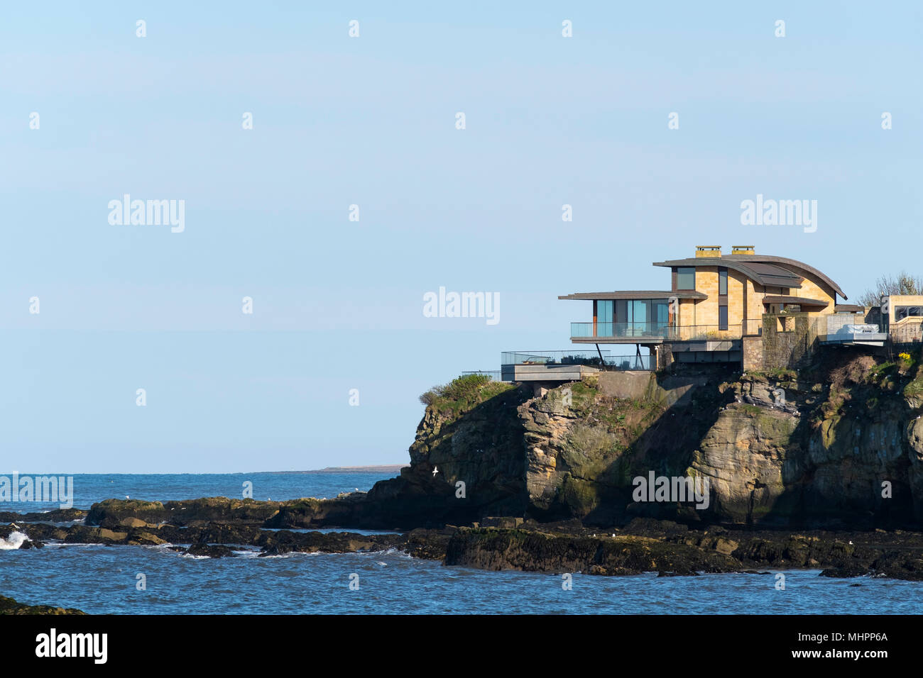 Ladies Lake modern house overlooking sea at St Andrews. Architect ...