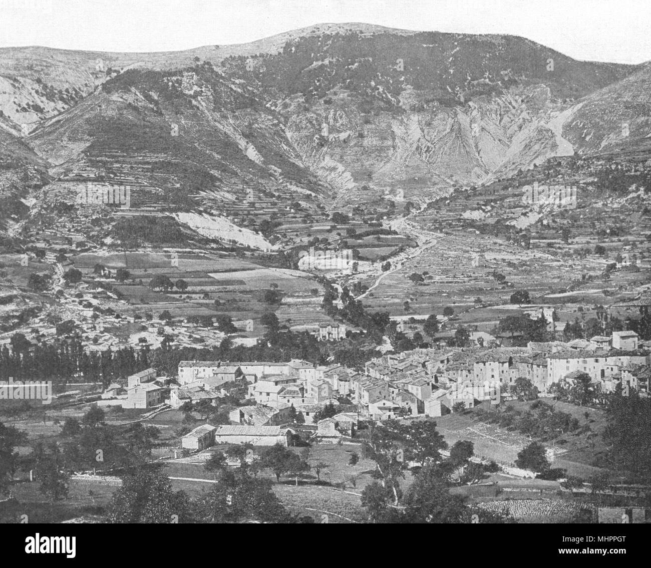 Annot france hi-res stock photography and images - Alamy