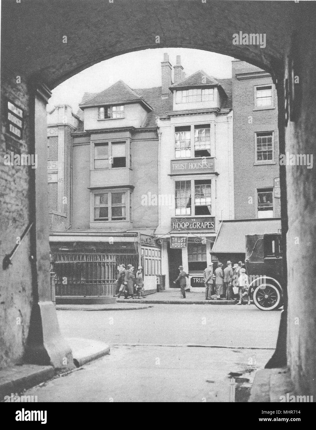 LONDON. Old houses and a Tavern surviving in Aldgate 1926 vintage print ...