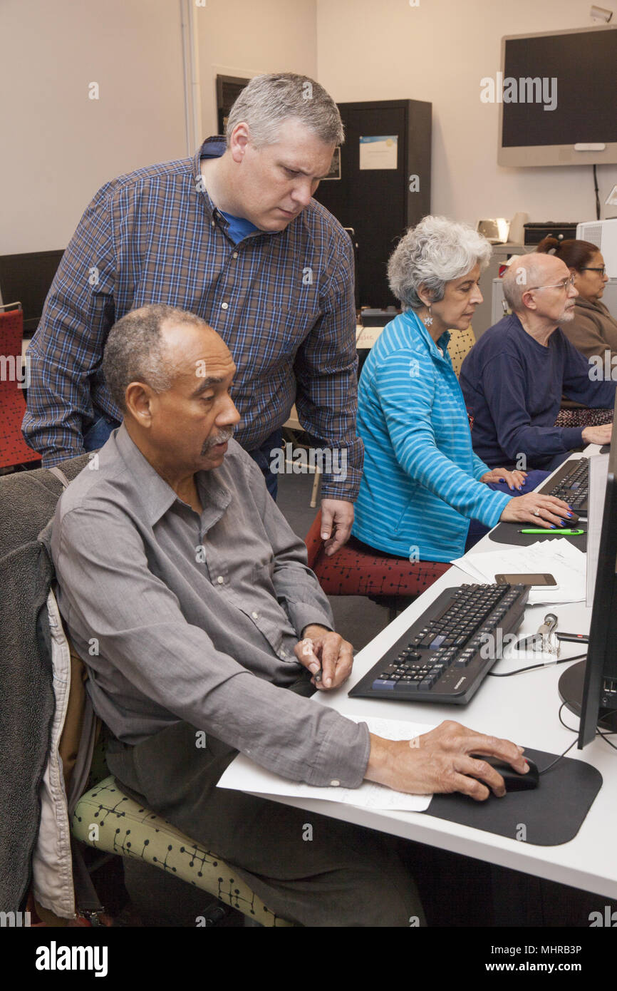 Computer Lessons For Seniors