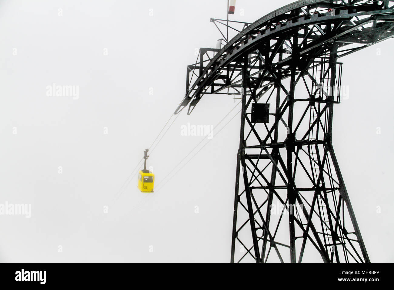 Cable tree hi-res stock photography and images - Alamy