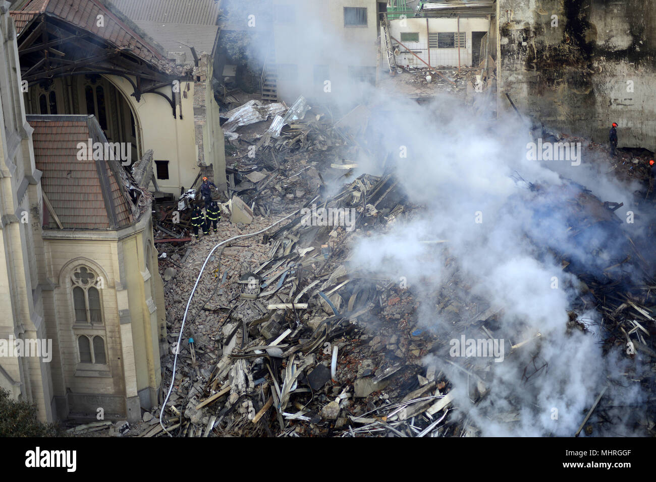 Old brazil building on fire hi-res stock photography and images - Alamy
