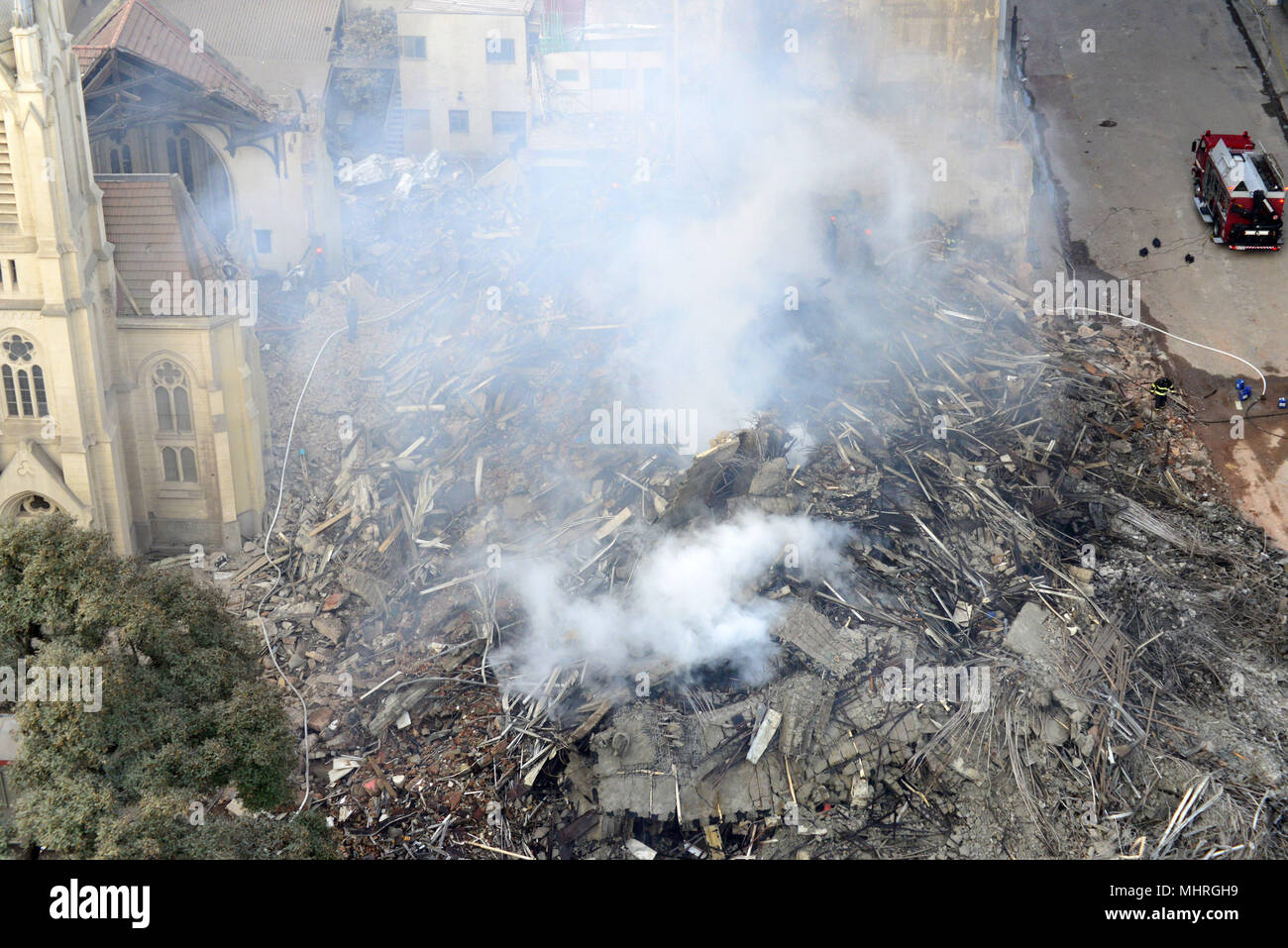 Old brazil building on fire hi-res stock photography and images - Alamy
