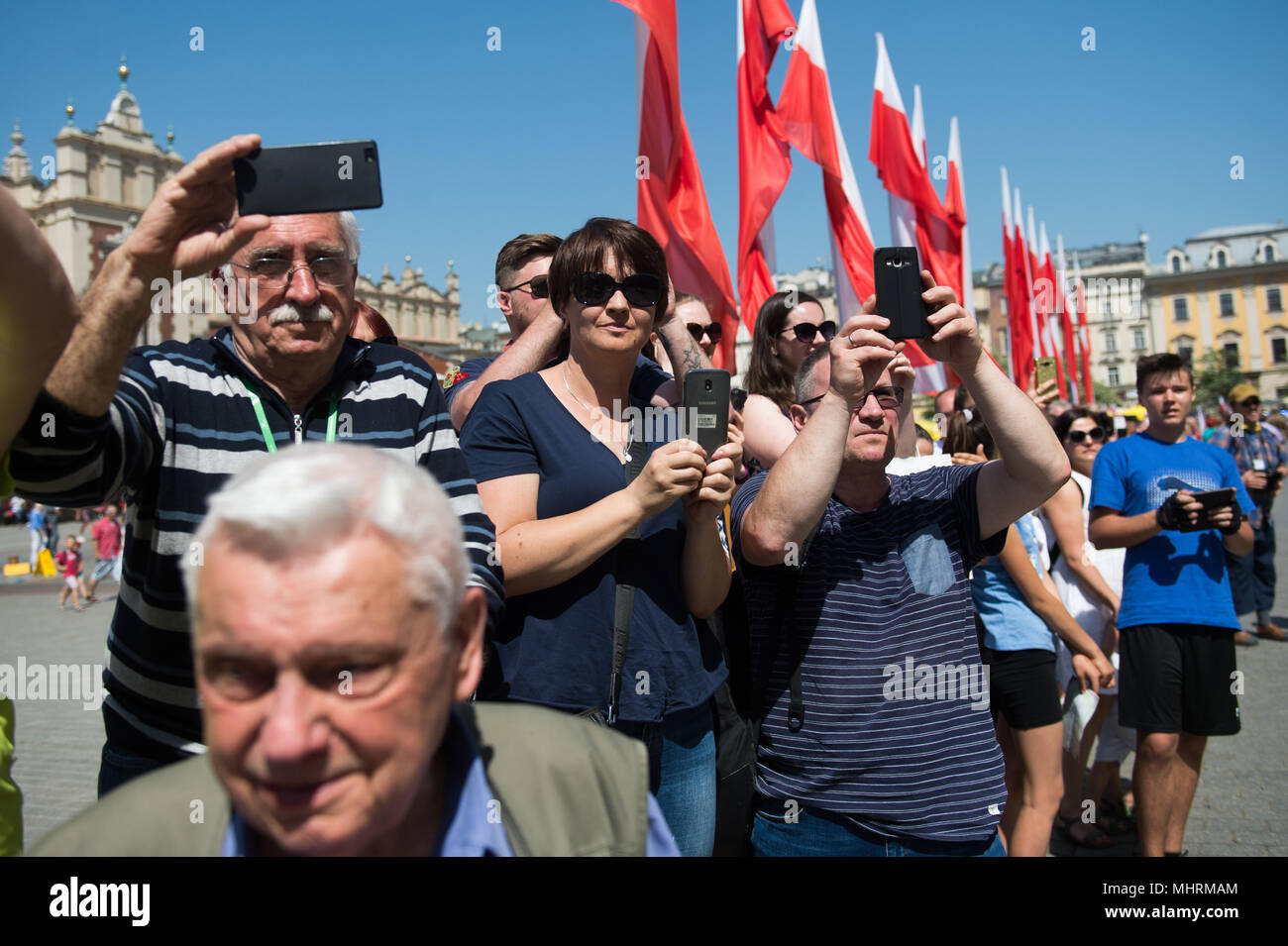 People photograph the formal celebrations of the Constitution day in ...