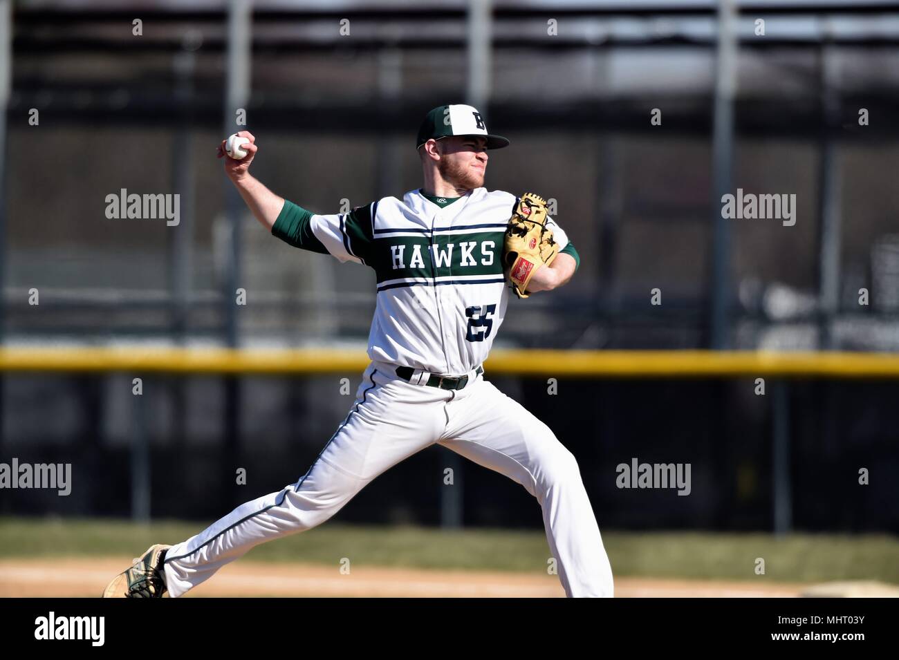 Baseball player ball throw hi-res stock photography and images - Alamy