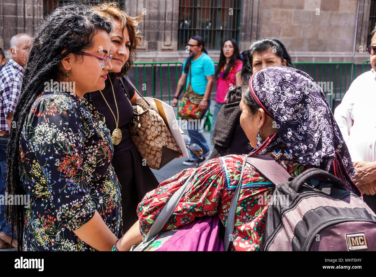 Indigenous Women Mexico High Resolution Stock Photography and Images ...