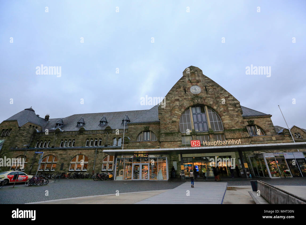 Aachen train station hi-res stock photography and images - Alamy