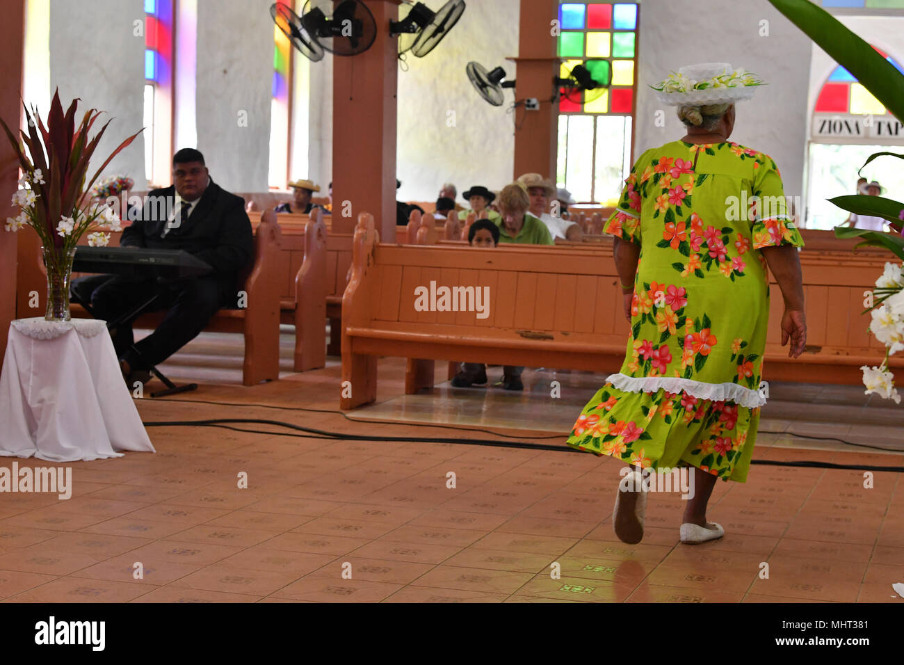 Aitutaki cook islands christianity hi-res stock photography and images ...