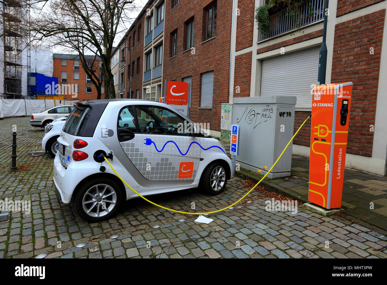 Smart transport hi-res stock photography and images - Alamy