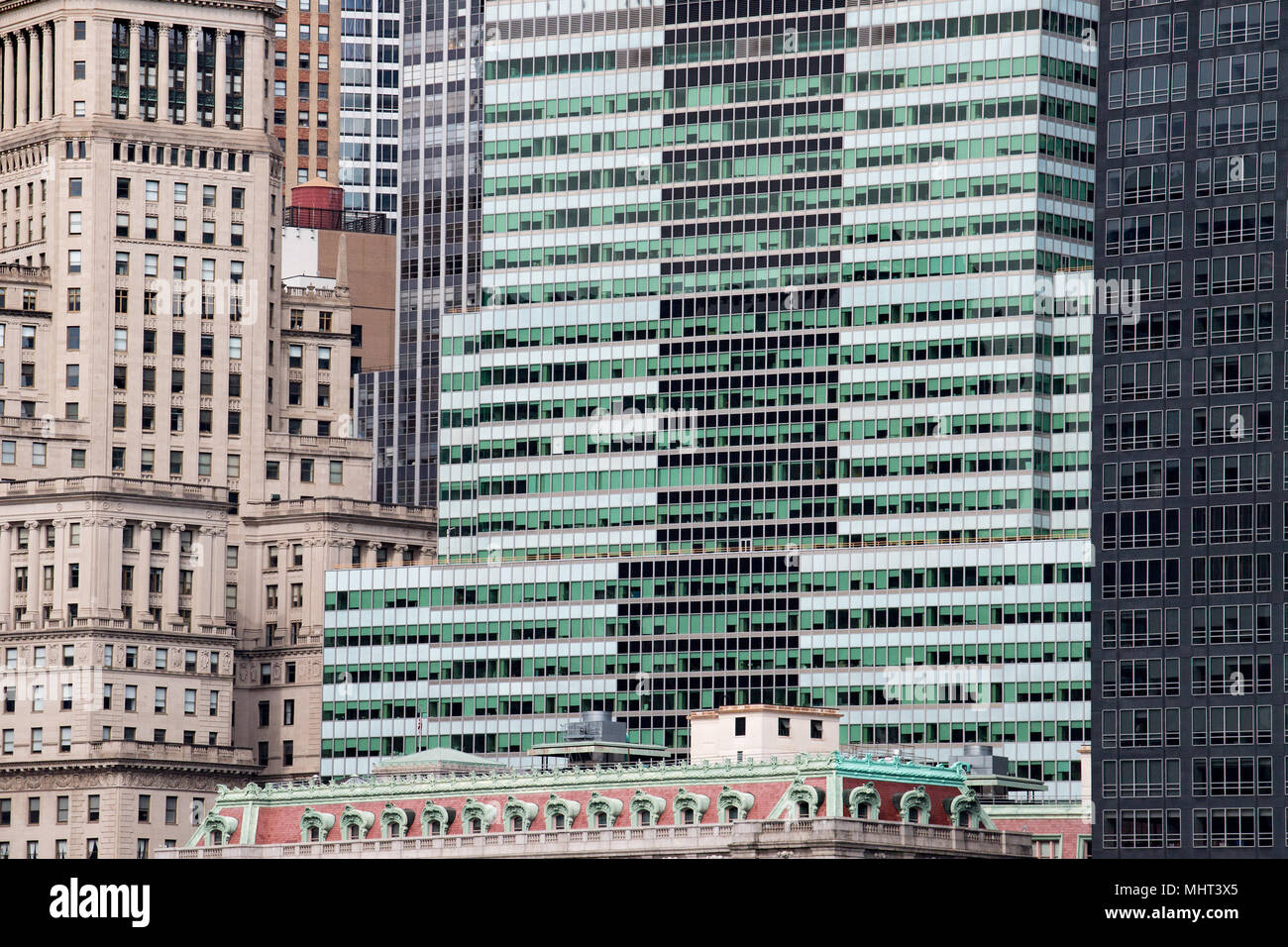 new york manhattan skyscrapers building detail reflections on windows ...