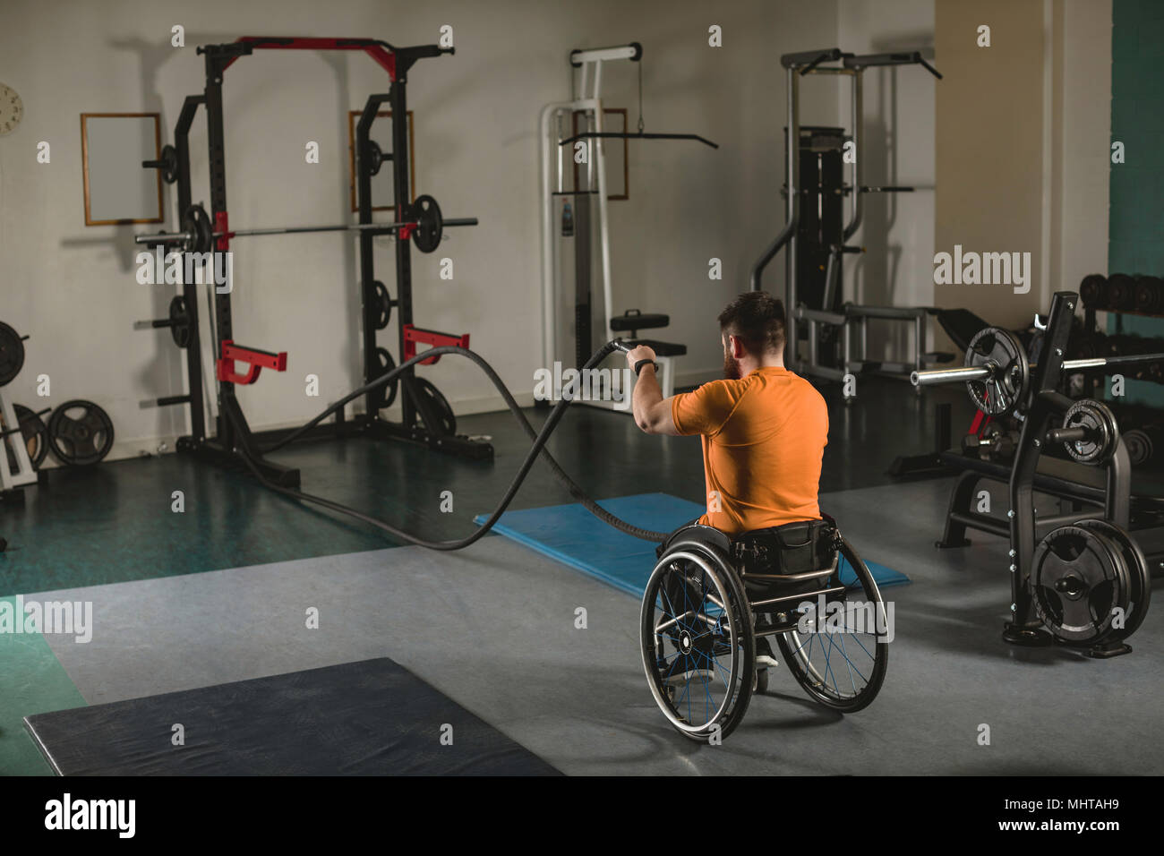 Battle rope hi-res stock photography and images - Alamy