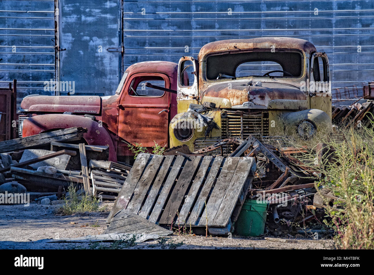 old abandoned cars rusted detail close up Stock Photo - Alamy
