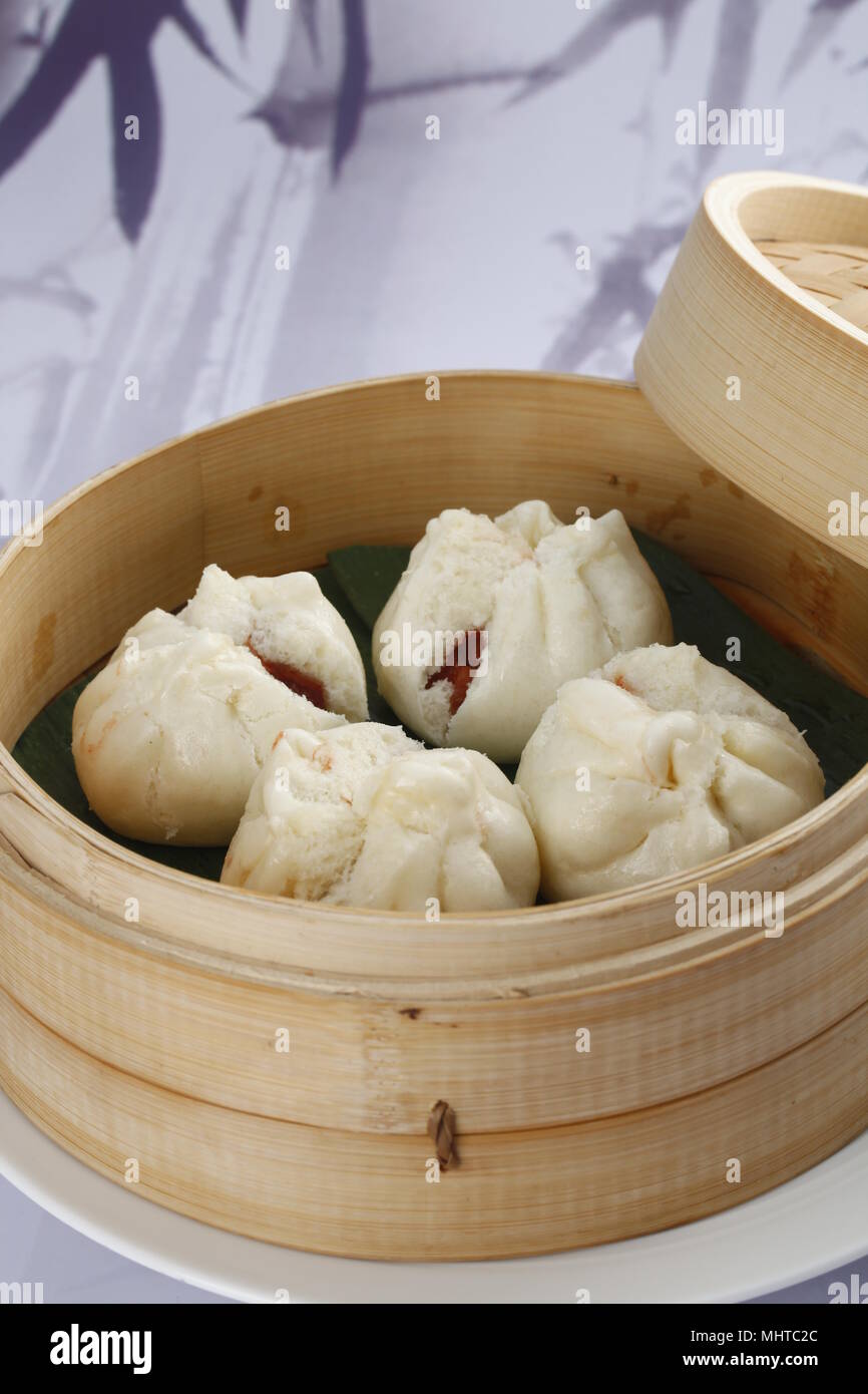 BBQ Steam buns Stock Photo - Alamy