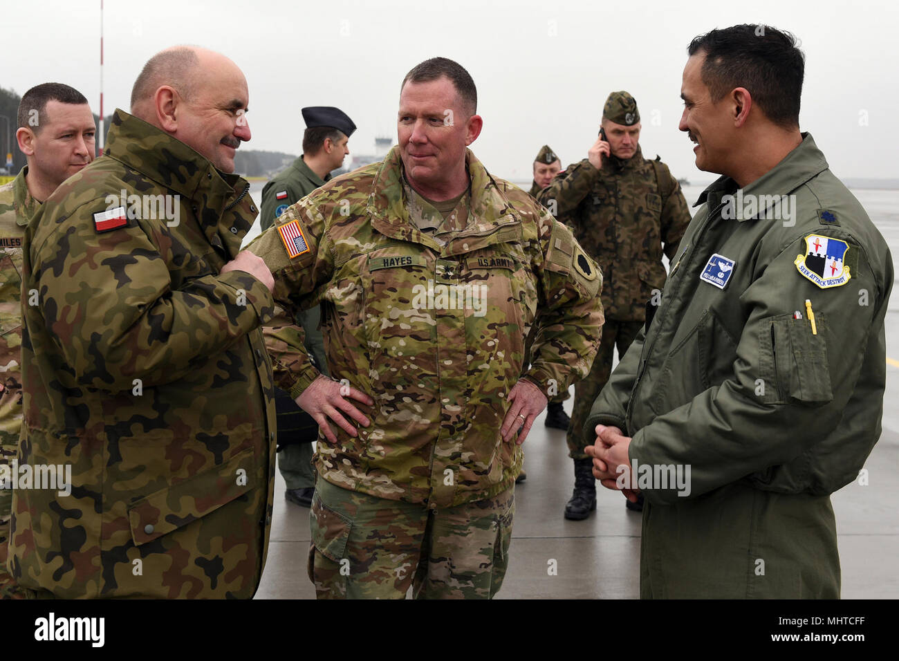 Lt. Gen. Jarosław Mika (left), Commander of the Polish Armed Forces ...