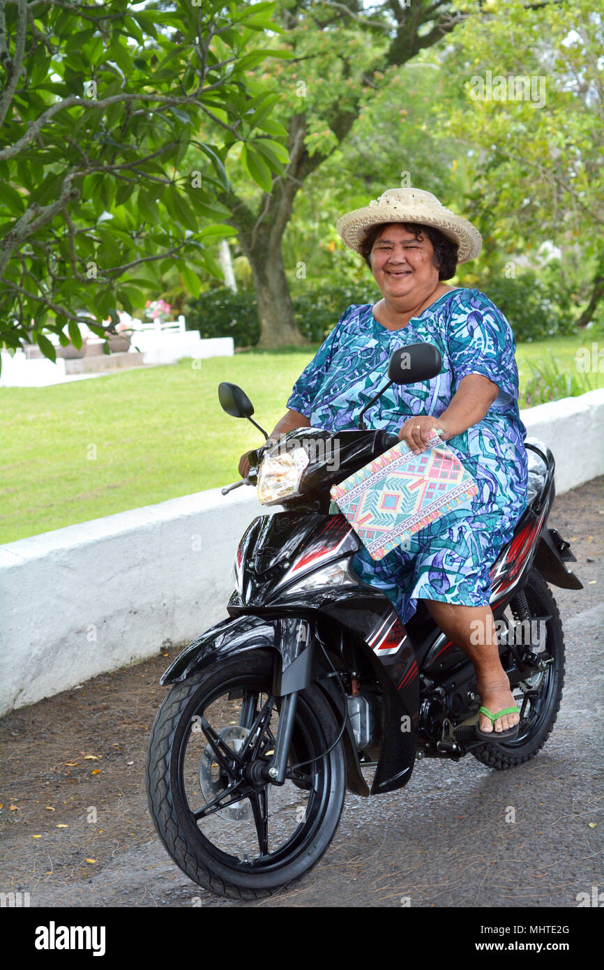 Pacific Islander Woman High Resolution Stock Photography and Images - Alamy