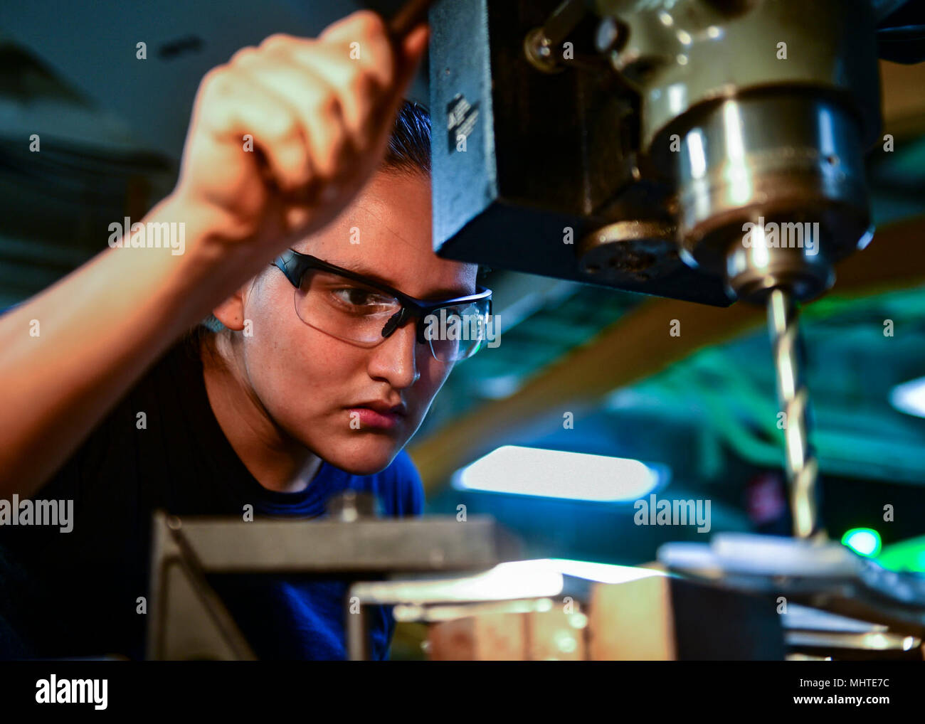INDIAN OCEAN (March 26, 2018) Machinery Repairman 3rd Class Jennifer ...