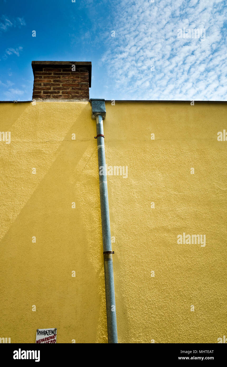 Yellow water pipe hi-res stock photography and images - Alamy