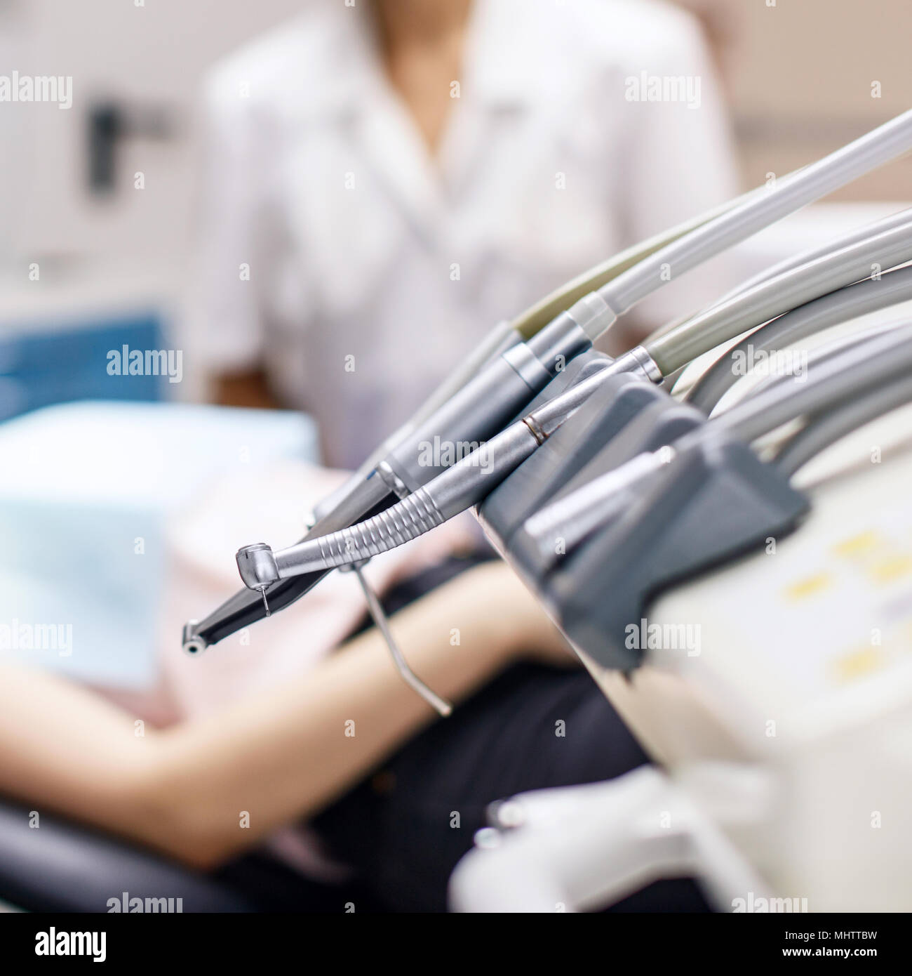 Doctor in stomatological cabinet hi-res stock photography and images ...