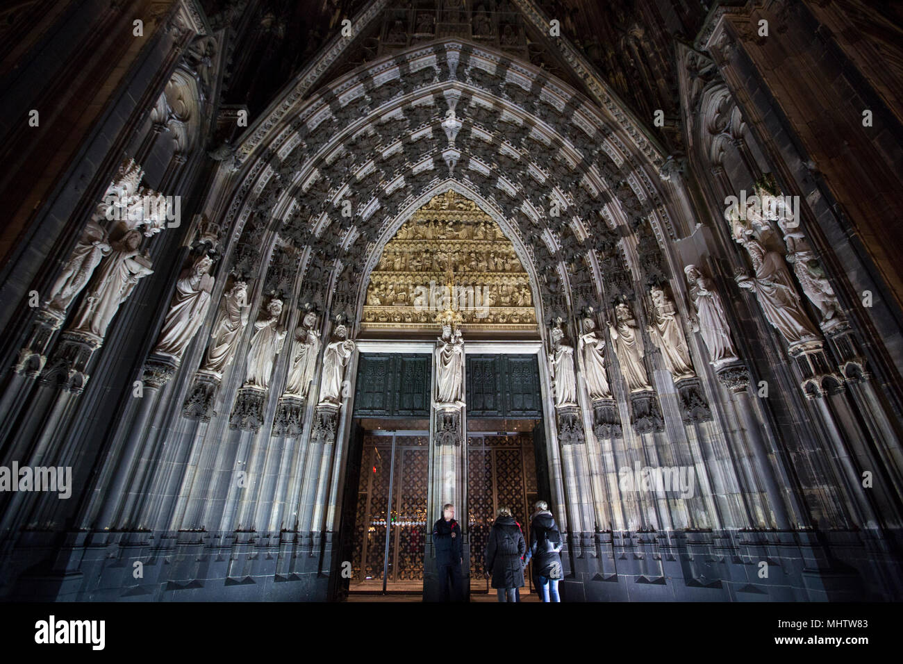 Front view of the Cologne Cathedral, a Catholic cathedral and UNESCO ...