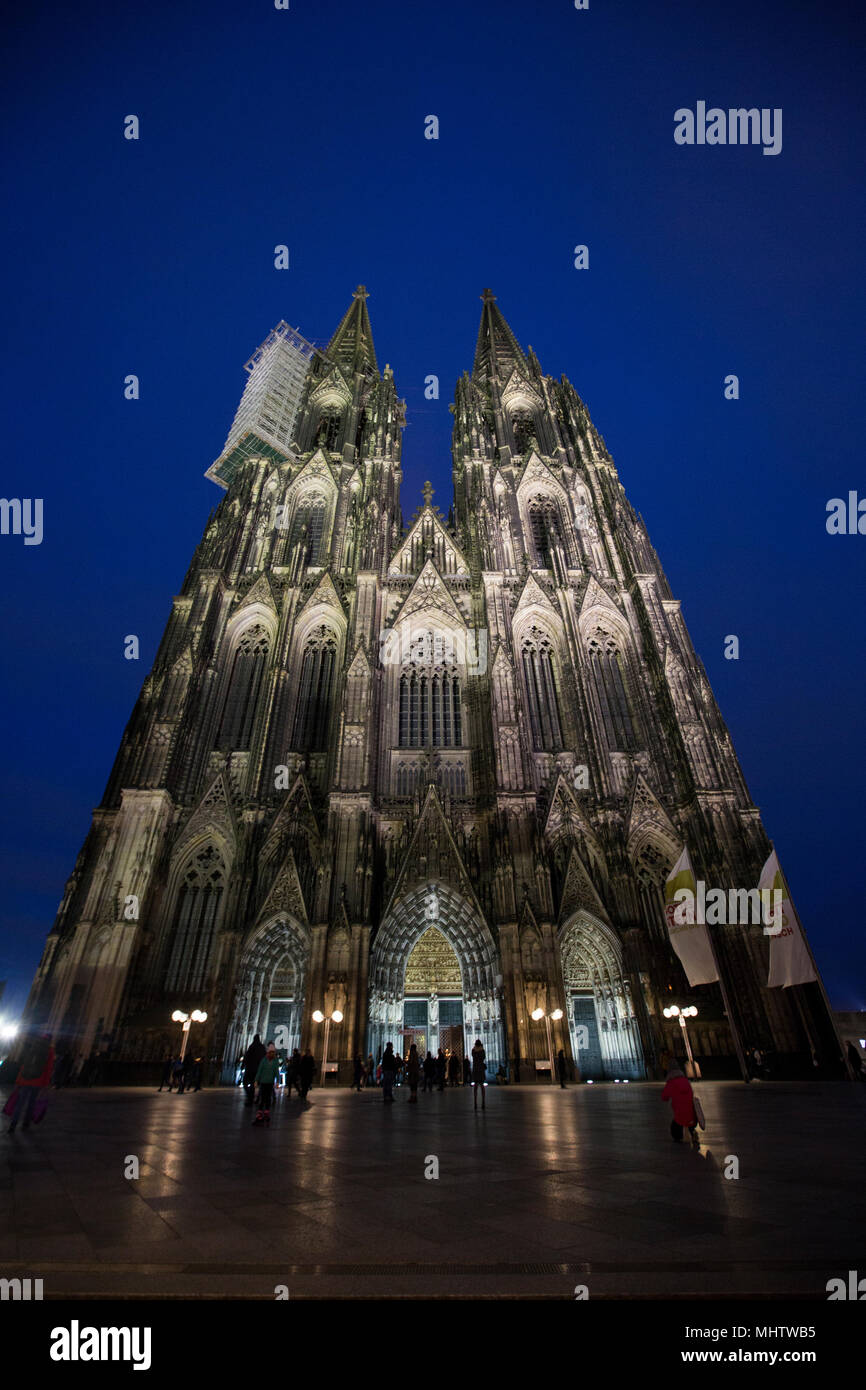Front view of the Cologne Cathedral, a Catholic cathedral and UNESCO ...