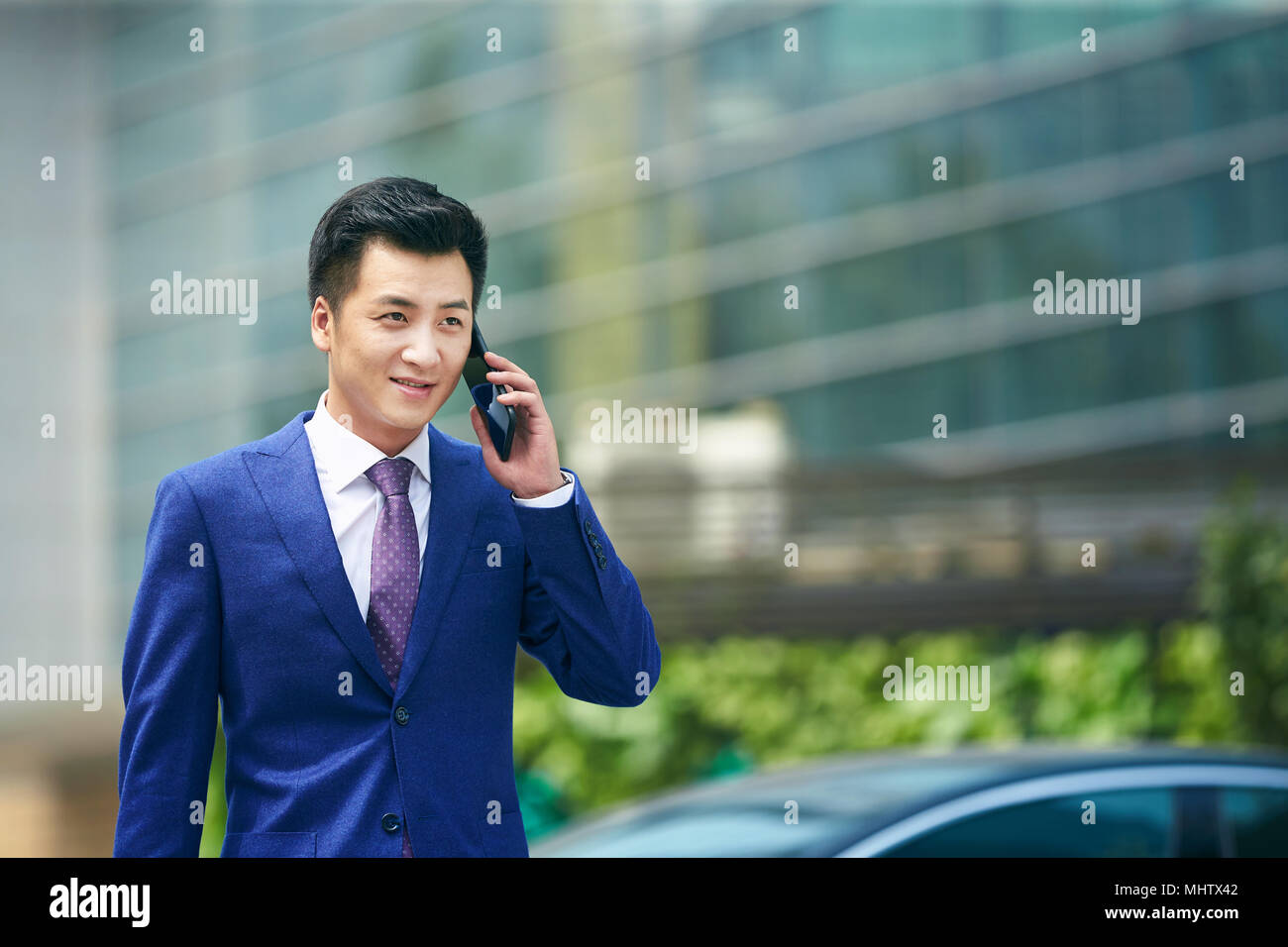 Business man make a phone call Stock Photo - Alamy