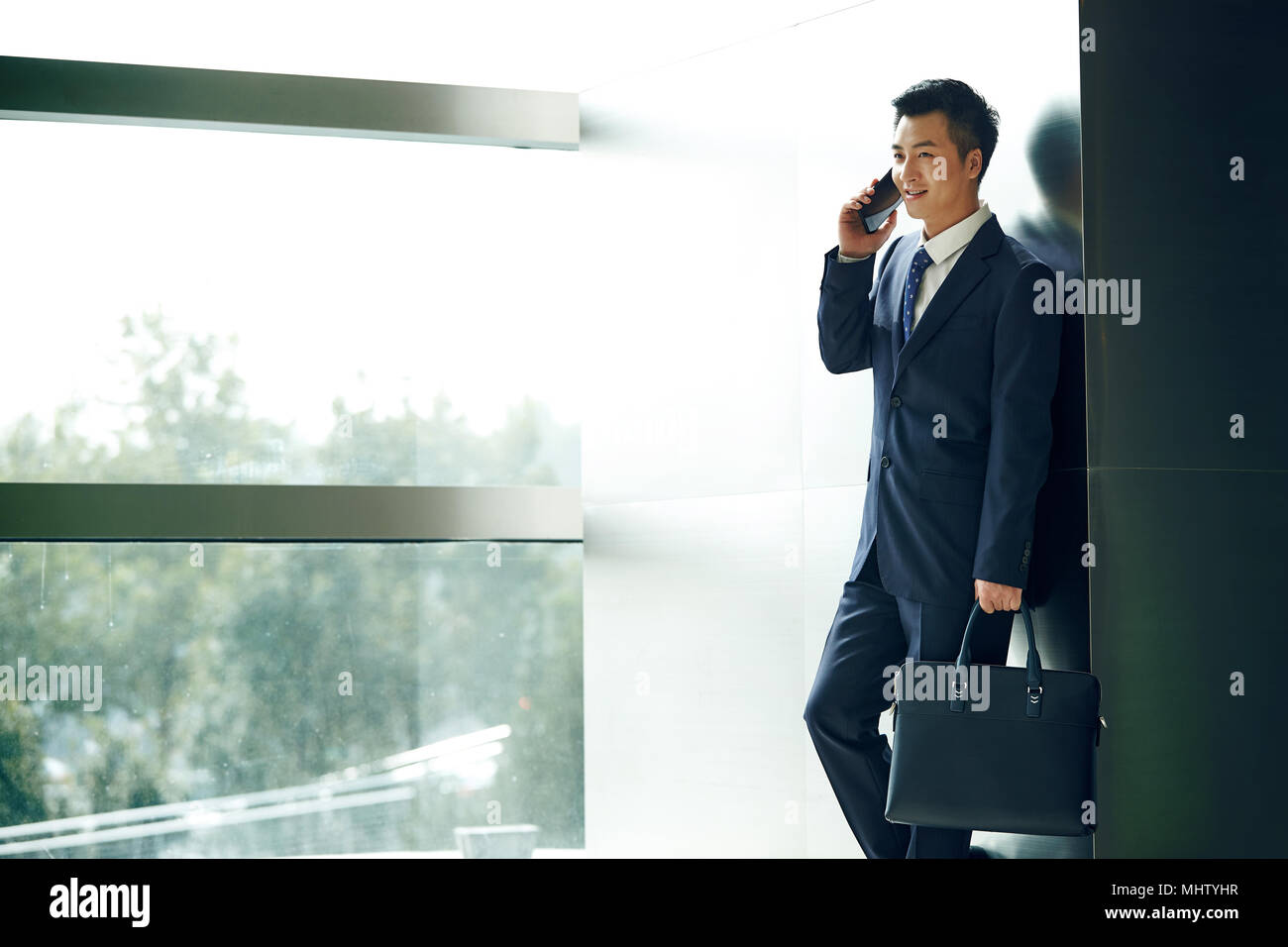 Business man make a phone call Stock Photo - Alamy