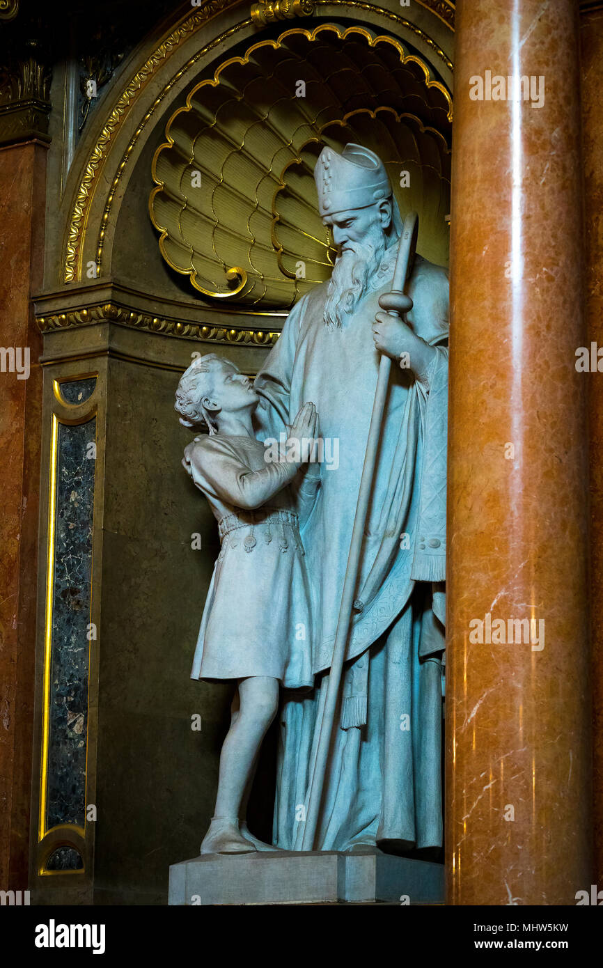 Interior in the Basilica of St. Istvan in honor of St. Istvan Day Stock ...